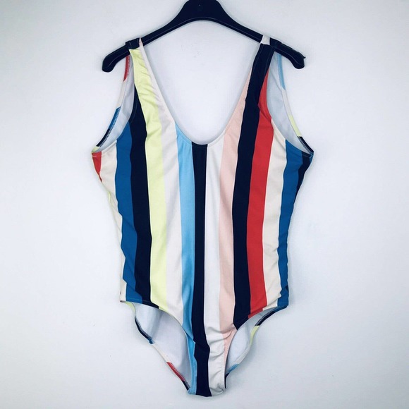 Cupshe | Swim | Cupshe Womens Xl Swimsuit One Piece Striped Scoop Back ...